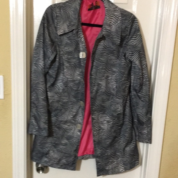 Isle Apparel | Jackets & Coats | Isle Apparel Small Animal Print Gray ...